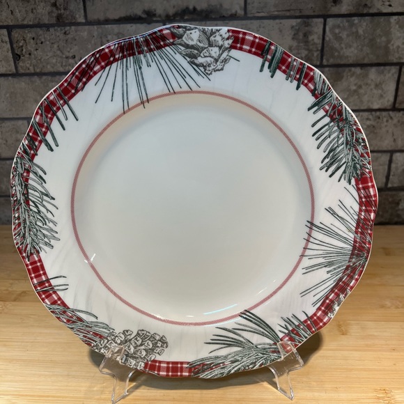 Robert Stanley | Holiday | Robert Stanley Pine Lodge Home Collection ...